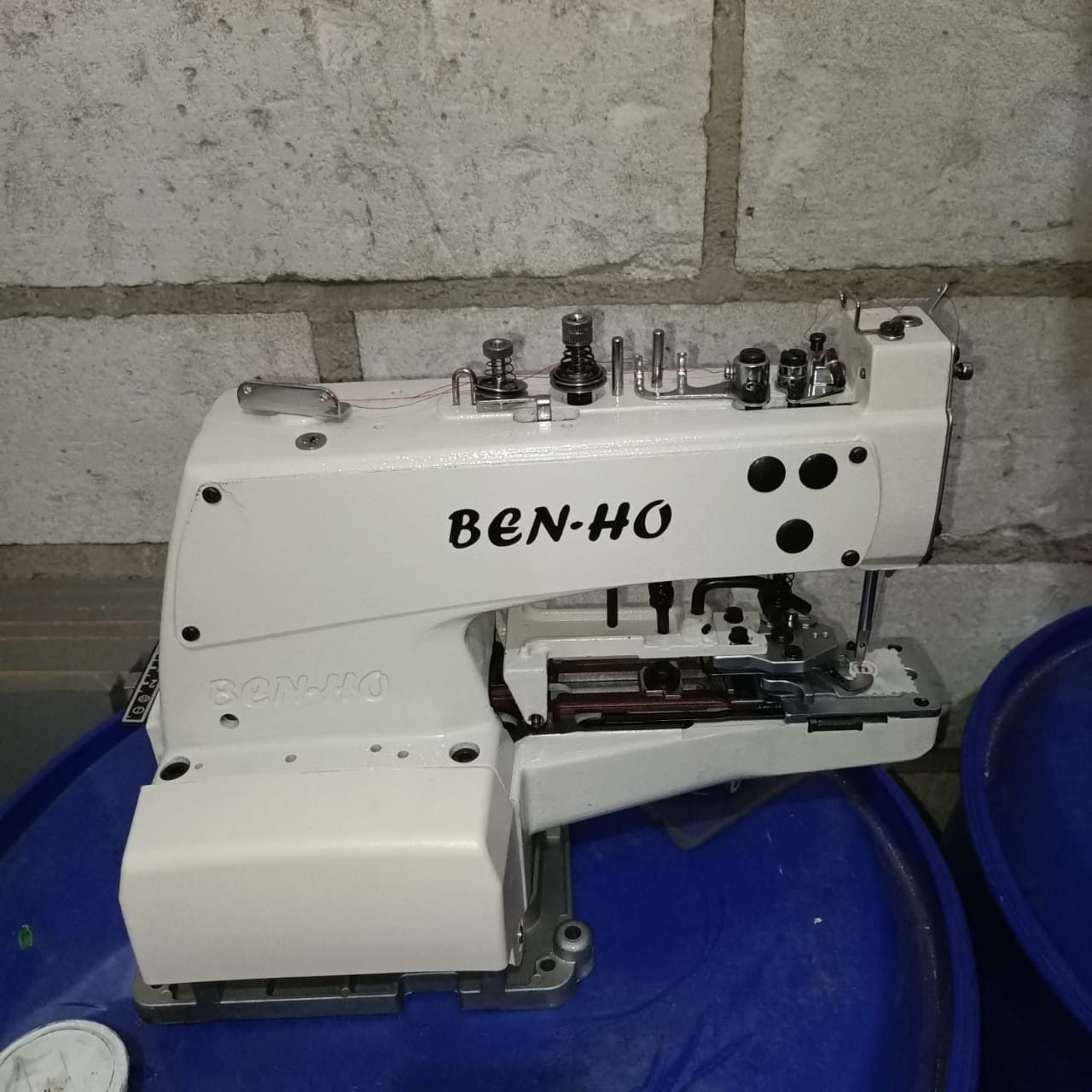 MESIN JAHIT KANCING BENHO BH373 / BH-373 - Toko Mesin Jahit